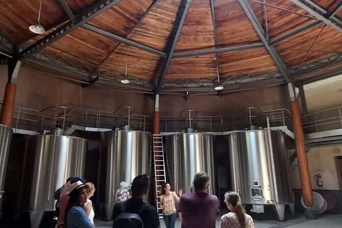 Bordeaux wine tour: 2 wineries (red & white wine) - FAQ