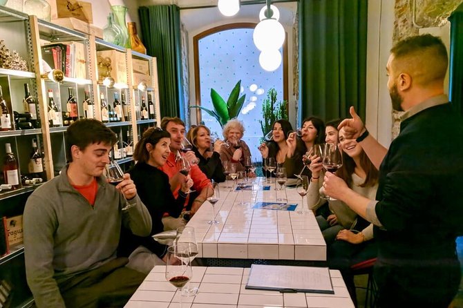 Born to Eat: Gourmet Tapas & Wine Small Group Tour in Old Barcelona - Group Size and Cost