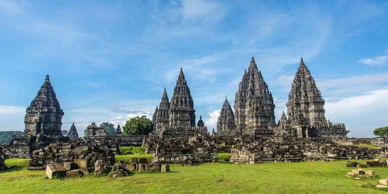 Borobudur and Prambanan Tour from Yogyakarta - The Itinerary: What to Expect