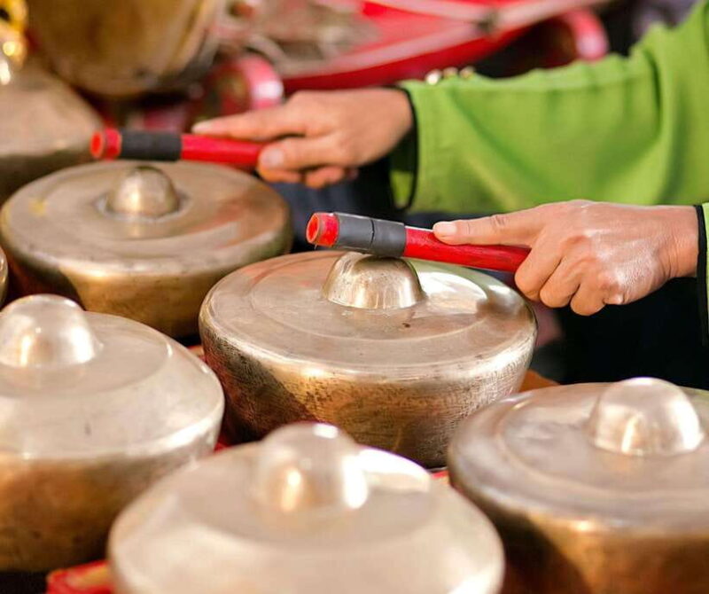 Borobudur: Batik and Pottery Making with Village Tour - Practical Tips for Travelers