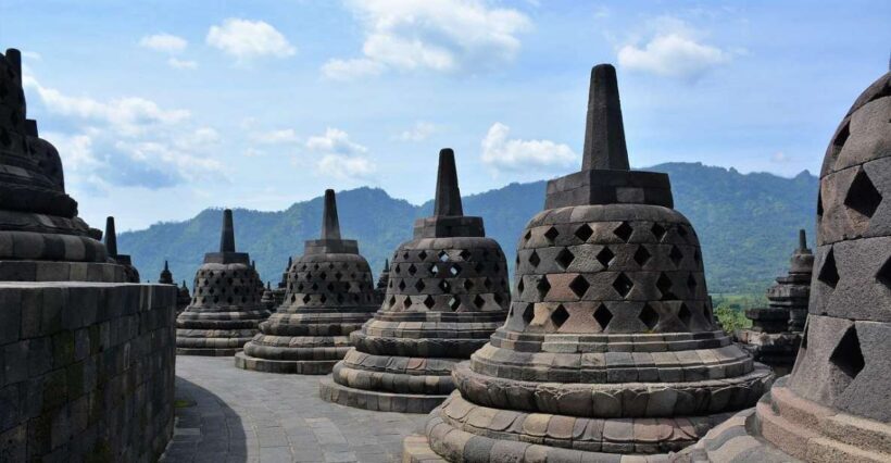 Borobudur climb to the top and Prambanan from Yogyakarta - FAQ