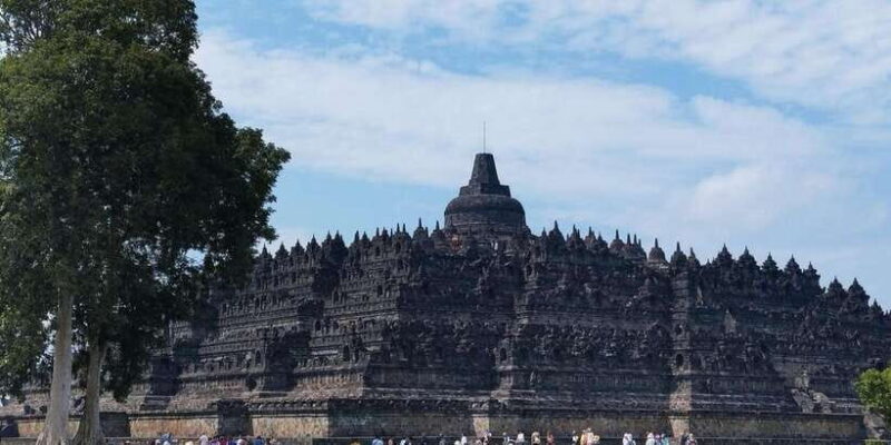 Borobudur Climb to the Top & Prambanan with Ticket Included - Key Points