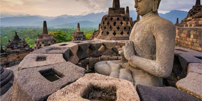 Borobudur Climb Up, Merapi Jeep & Prambanan with Entry Fees - Discover Java’s Treasures: Borobudur, Mount Merapi, and Prambanan Tour Review