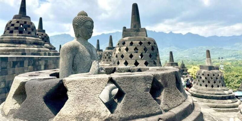 Borobudur Climb Up, Merapi Jeep & Prambanan with Entry Fees - What to Expect: An In-Depth Look at the Day