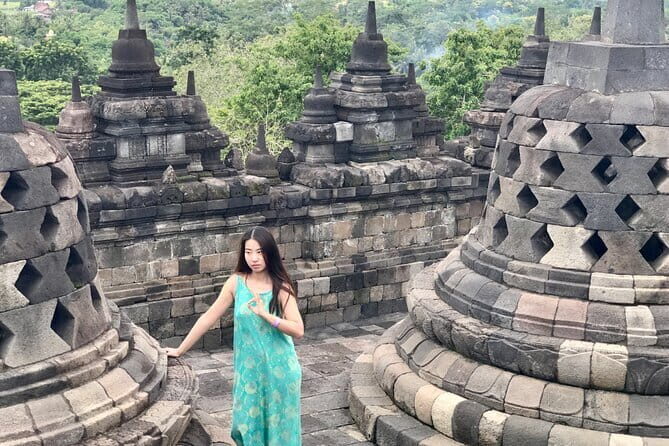 Borobudur Full Climb Up Access and Selogriyo Rice Terrace Tour - What Does the Tour Provide for the Price?