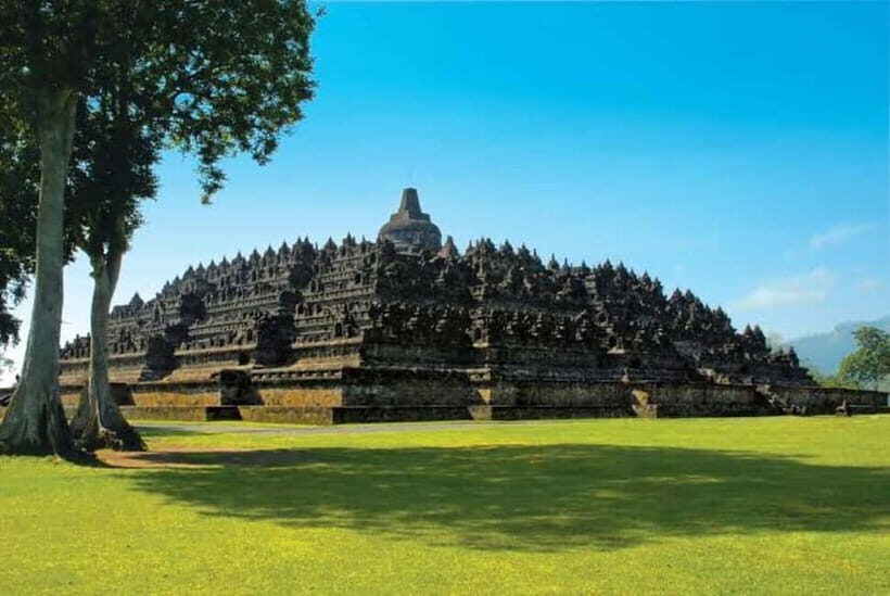 Borobudur &Prambanan Temple Tour Guaranteed Climb to the top - Key Points