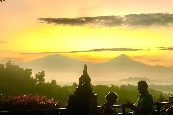 Borobudur Sunrise from Setumbu Hill and Great temples tour - A Deep Dive Into the Itinerary