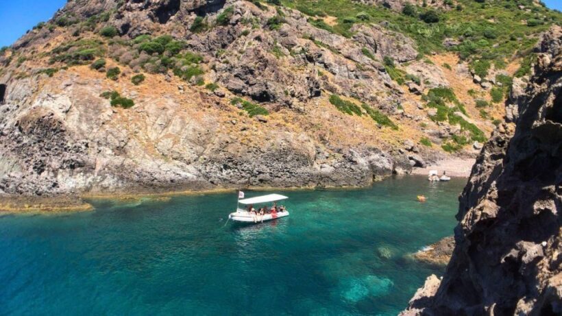 Bosa: Snorkeling Tour of the Coastline Coves - Why the Price Offers Good Value