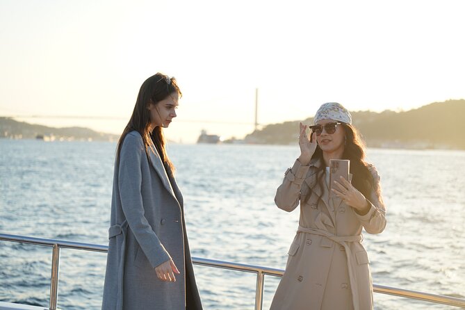 Bosphorus Afternoon Cruise on Yacht - With Live Guide - Booking and Cancellation Policy