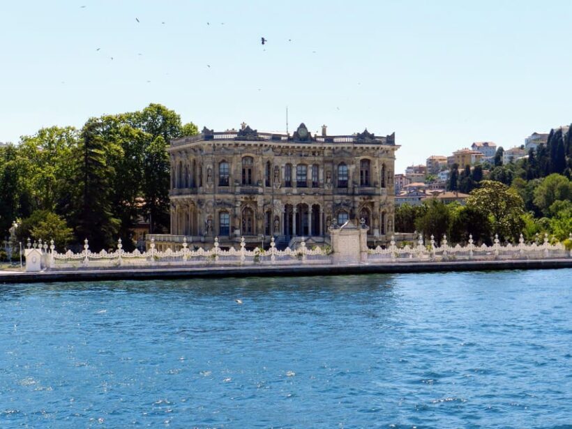 BOSPHORUS BUS & BOAT - Key Points