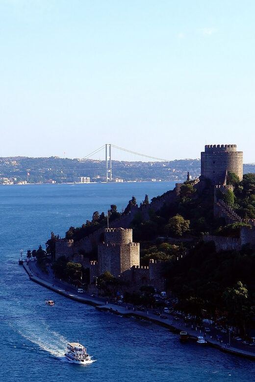 Bosphorus Cruise and Two Continents Tour with Local Guide - The Sum Up