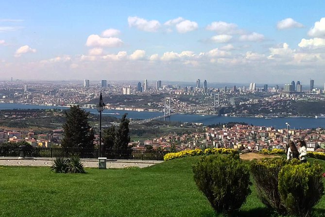 Bosphorus Cruise and Two Continents Tour with Lunch at the top of Camlica Hill - Practical Aspects and Value