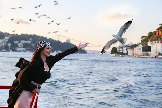 Bosphorus Cruise Boat Tour İstanbul And Golden Horn With Guide - Customer Feedback and Tour Operator Responses