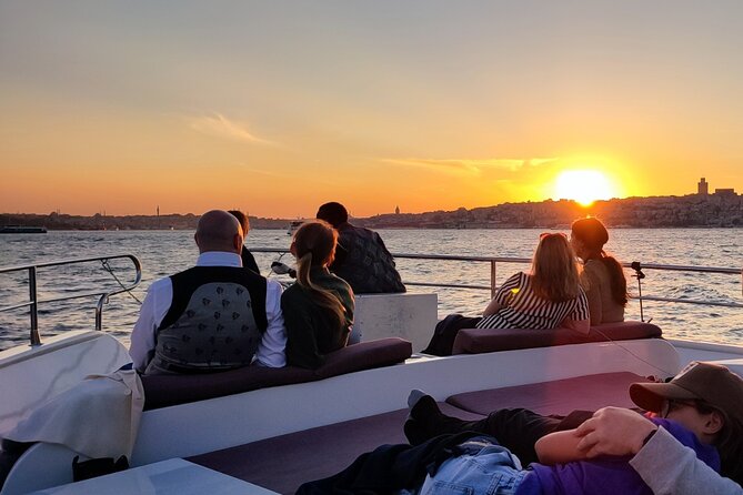 Bosphorus Sunset Cruise on Deluxe Yacht in Istanbul - FAQ