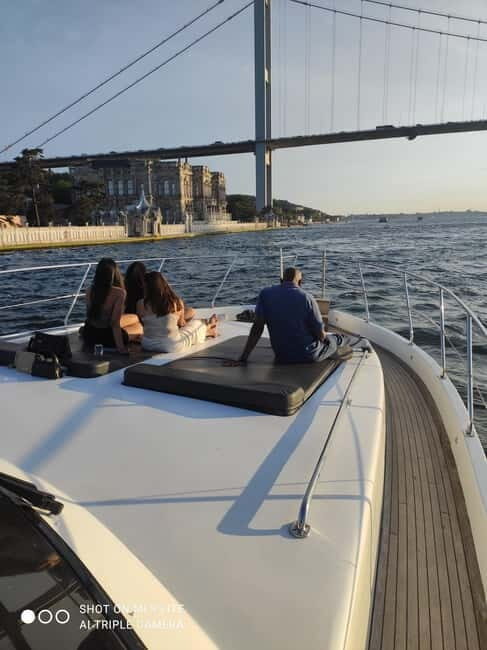 Bosphorus Sunset Yacht Cruise with Guide & Snacks - Key Points