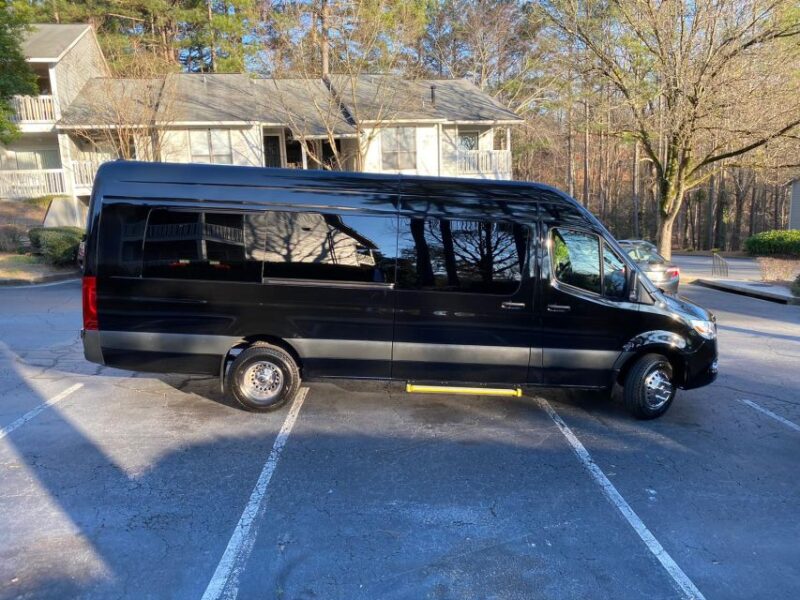 Boston Airport (BOS): Transfer to Flynn Cruise Port Boston - Key Points