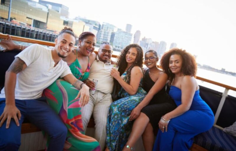 Boston: Harbor and Charles River Architecture Boat Tour - FAQ