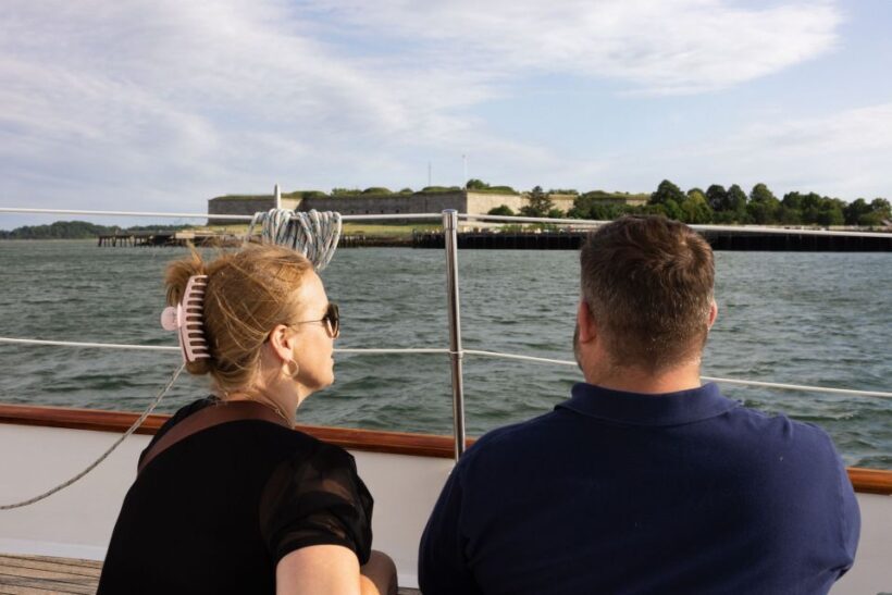 Boston: Harbor Champagne Sunset Sail from Rowes Wharf - FAQs