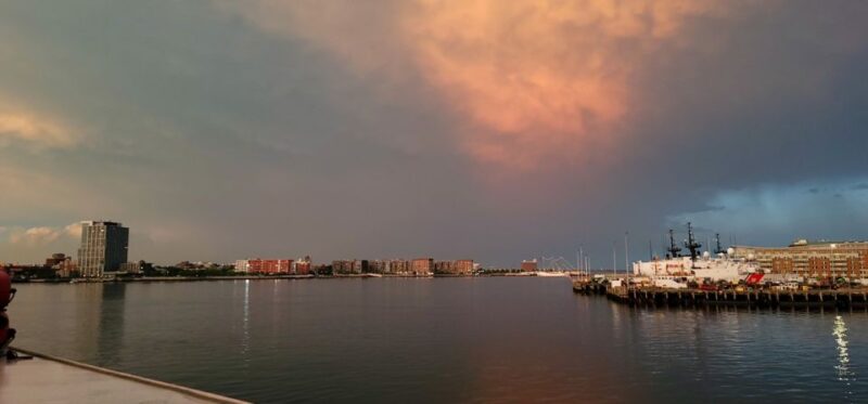 Boston Harbor: Full Moon Cruise with Champagne Option - FAQs