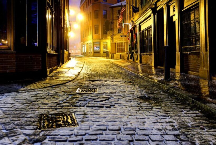 Boston: Haunted Pub Crawl of Historic Pubs and Taverns - The Itinerary: What to Expect at Each Stop