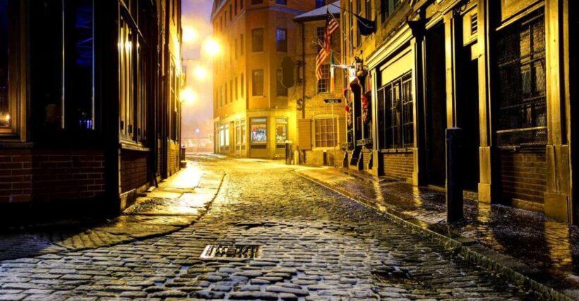 Boston: Haunted Pub Crawl of Historic Pubs and Taverns - The Sum Up