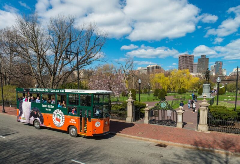 Boston: Hop-on Hop-off Old Town Trolley Tour - FAQ