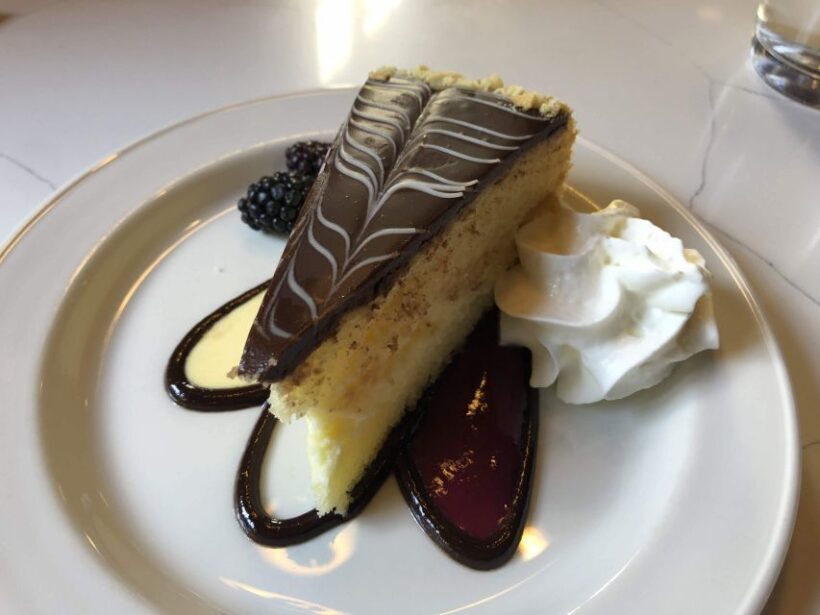 Boston: Iconic Food Tasting & History Tour - Downtown - What Makes the Tour Special?