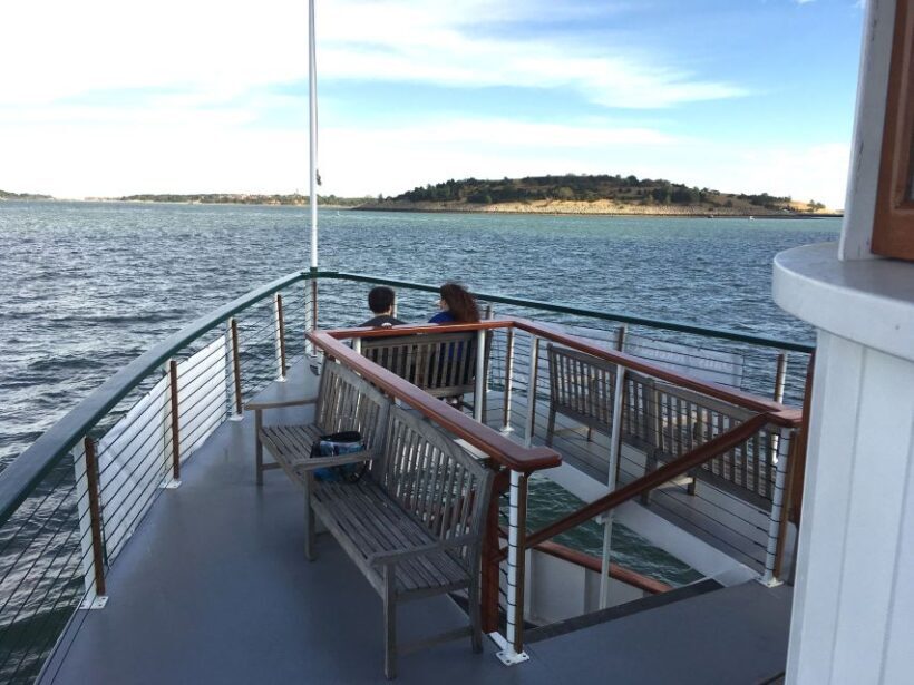 Boston: New England Harbor Cruise - Notable Sights and Commentary
