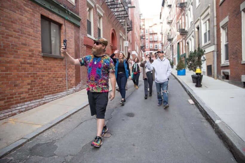 Boston: Pizza, Beer, and Paul Revere Tour - FAQs