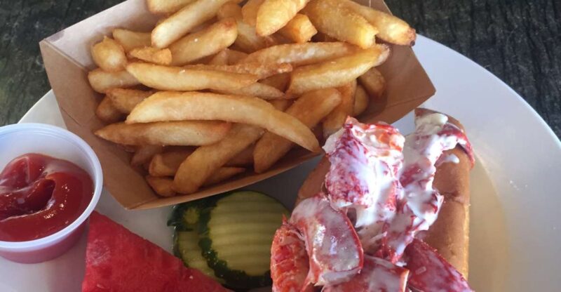 Boston: Seafood Tasting & Historical Walking Tour - Food Highlights: Seafood Done Right