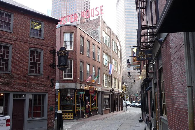 Boston Sightseeing Tour - a fully-narrated driving tour - FAQ