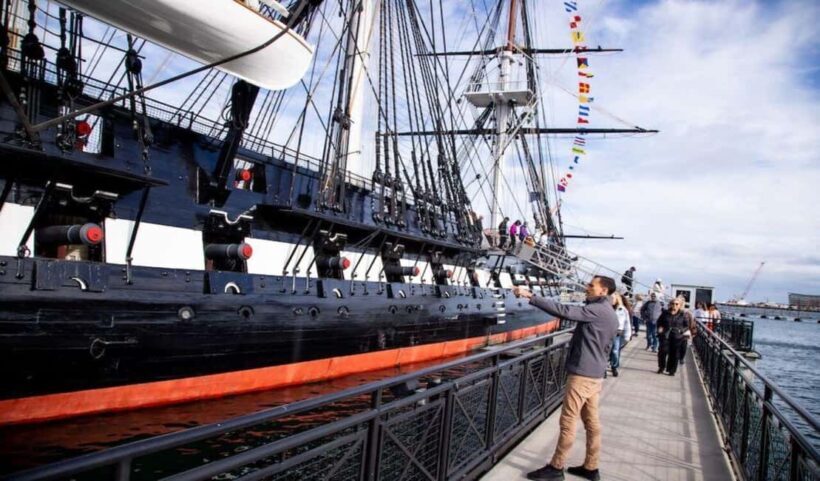 Boston Small Group Walking Tour with Cruise & Constitution - Key Points