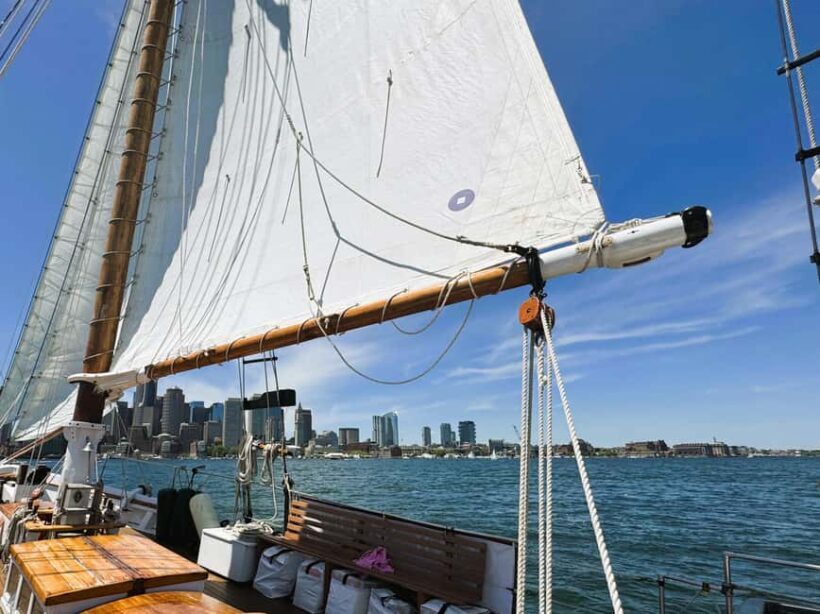 Boston: Sunday Pastry & Prosecco Sail on Boston Harbor - FAQ