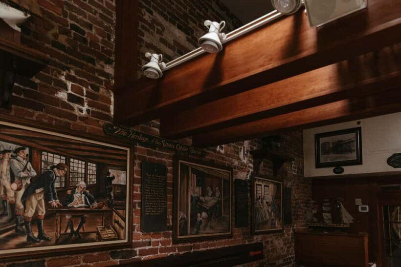 Boston: Ultimate Historic Food & Drink Tour - Guided by Local Experts