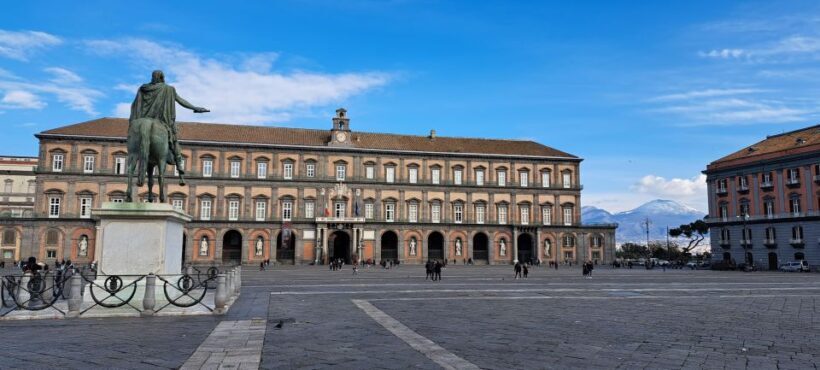 Bourbon Naples: Exclusive guide and Royal Palace pass - Introduction