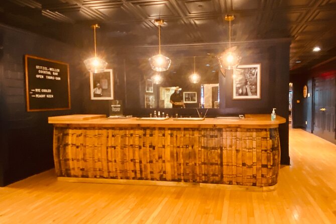 Bourbon Tour (03) : Buffalo Trace, Woodford, Four Roses, Wild Turkey, Other - Customer Feedback and Booking Information