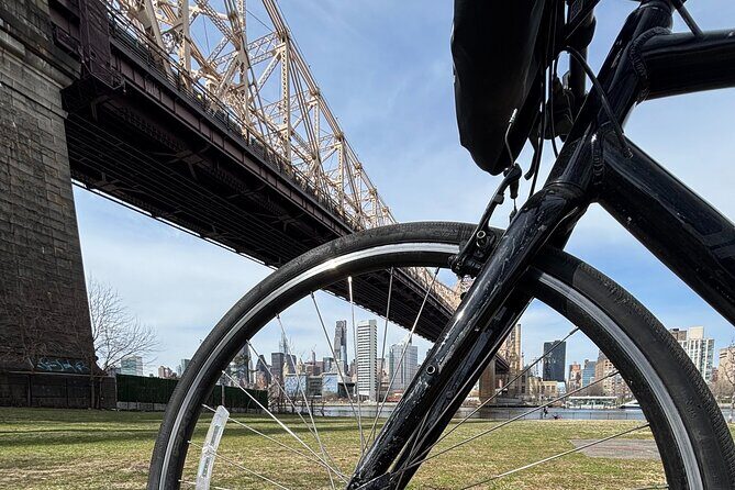 BQE Bike Tour, Brooklyn Queens Experience - Key Points