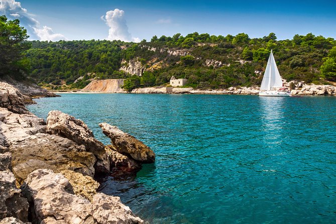 Brac Island One-Day Trip With the Sailboat Nana - Private Tour - Exploring the Cove of Konopljikova