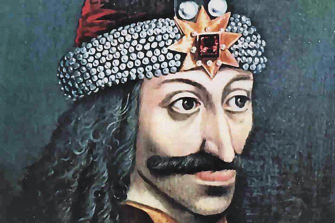 Bran Castle, Peles Castle and Brasov City - Private Tour From Bucharest - Experiencing the Charm of Brasov City