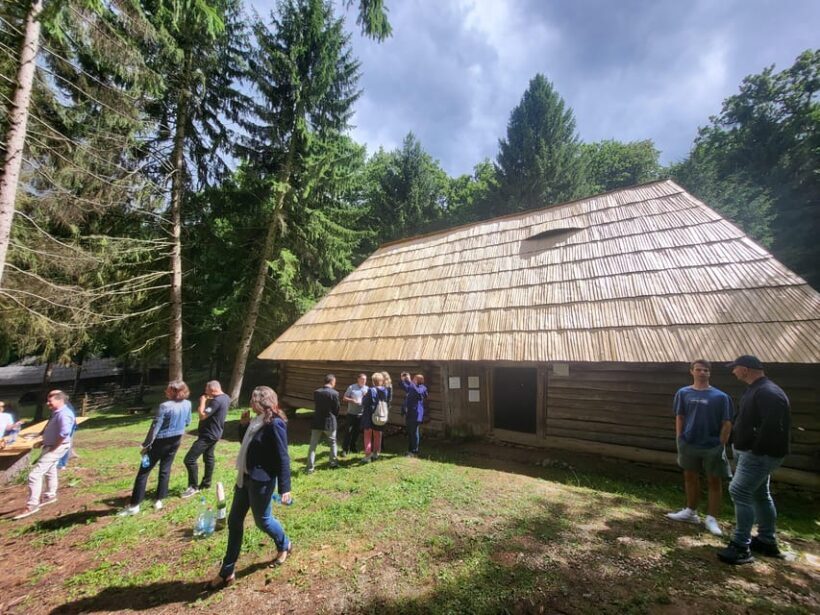 Bran - One Castle, Two Stories: Dracula and Queen Mary! - FAQ