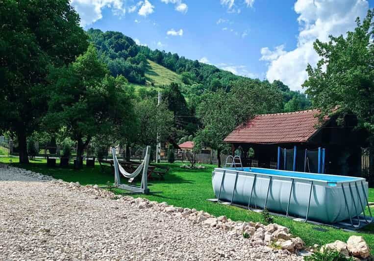 Bran: Rural Tour with Local Food & Accommodation in imon - Exploring Romania’s Hidden Charm: The Bran Rural Tour with Local Food & Accommodation in imon