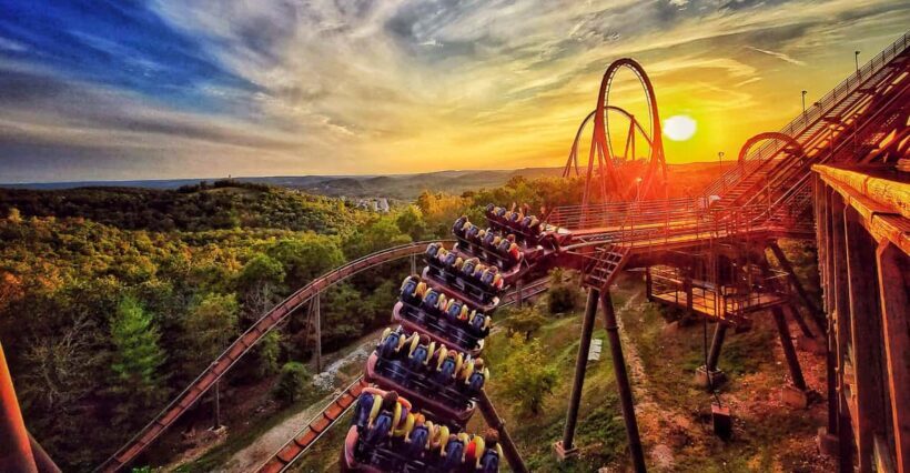 Branson: 1 or 2 Day Silver Dollar City Theme Park Tickets - The Sum Up