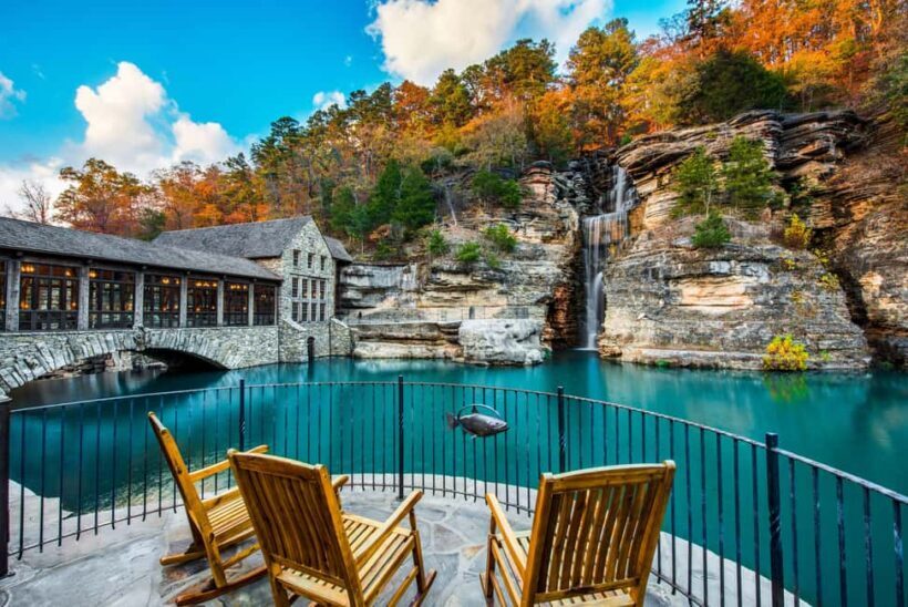 Branson: Dogwood Canyon Nature Park - Education and conservation