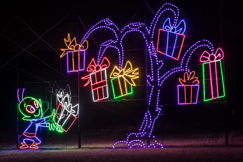 Branson: Lights of Joy Christmas Drive-Thru - Key Points