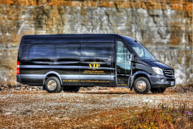 Branson VIP Wine Tasting and Dinner Tour - Transport and Group Size