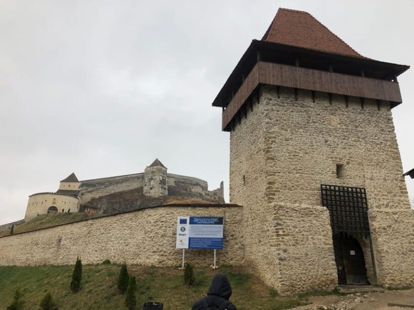 Brasov: Bran Castle, Bear Sanctuary, Rasnov (Peles Optional) - Returning to Brasov
