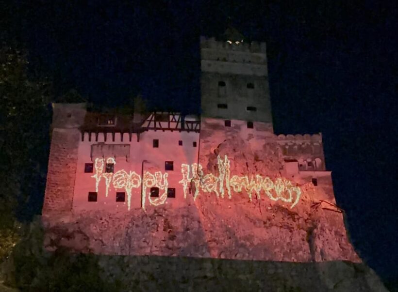 Brasov: Bran Castle Halloween Party & Night Tour + Transport - Key Points