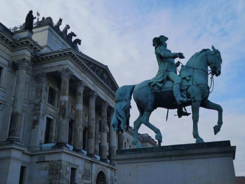 Braunschweig: Private City Walking Tour with Certified Guide - FAQ