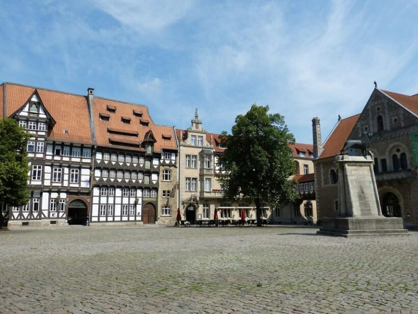 Braunschweig Private Guided Walking Tour - Discovering Braunschweig: A Historic City with Royal Ties