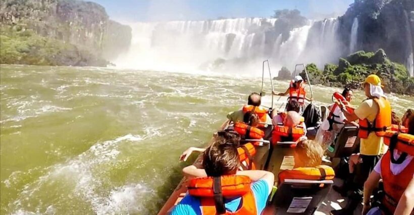 Brazilian and Argentina Falls with Great Adventure on boats - Key Points